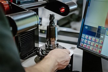 CNC Tool Presetter & Shrink Fit Machines | Haas Tooling