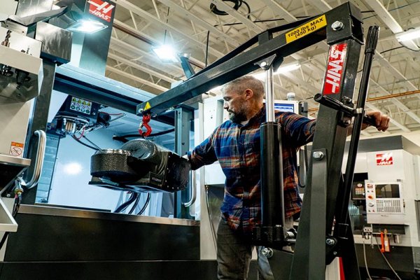 Haas Shop Lift | Haas Tooling